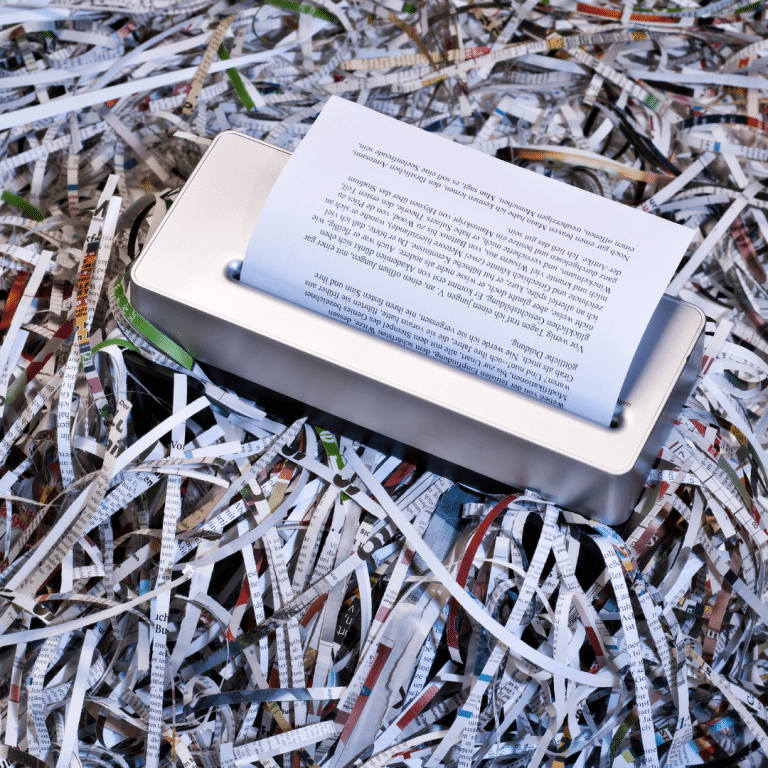 Keeping Yourself Safe: Personal Documents that Need to be Shredded ⋆